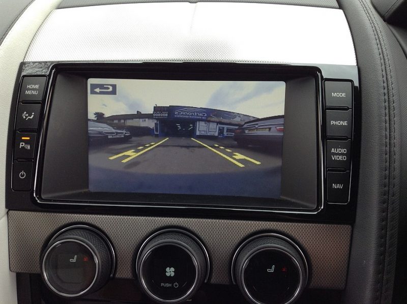 Jaguar F Type retrofit original camera