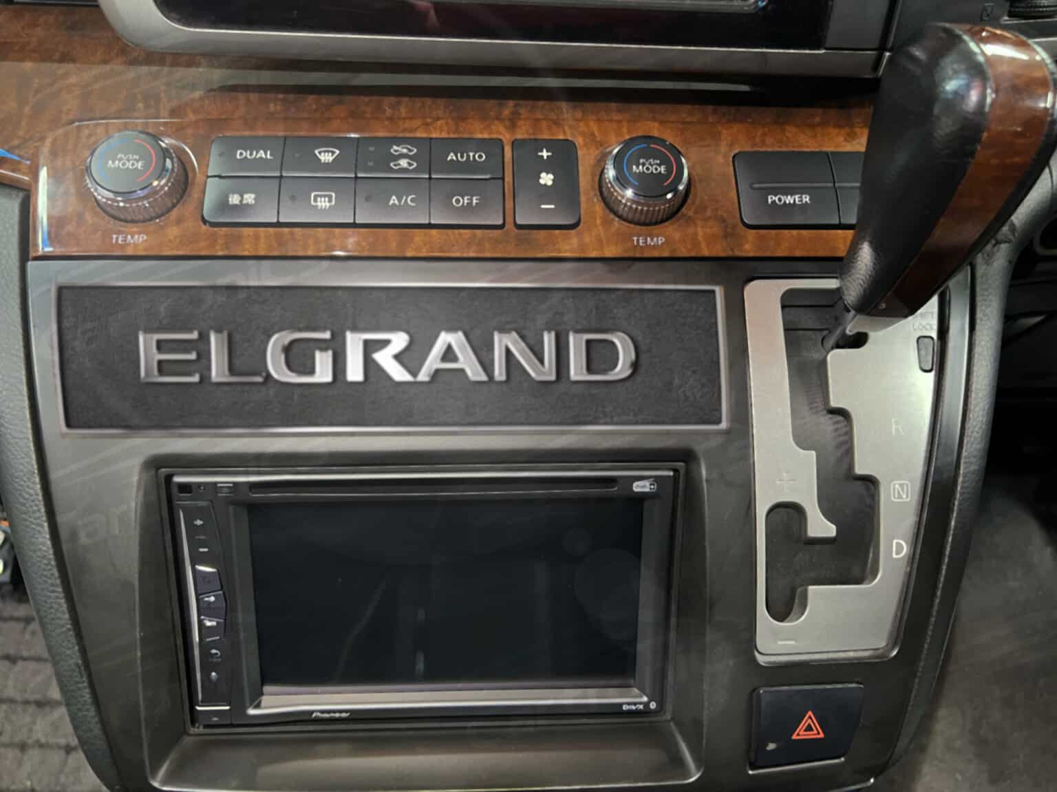 Nissan Elgrand CarWings 2009 2010 Apple CarPlay Android Auto – Cartronics