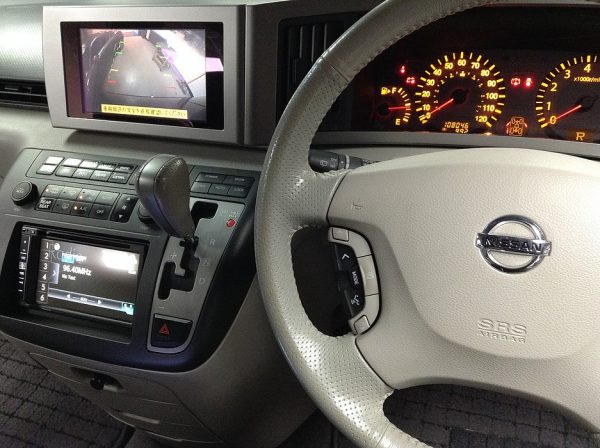 Nissan Elgrand Double Din UK Radio Navigation Conversion